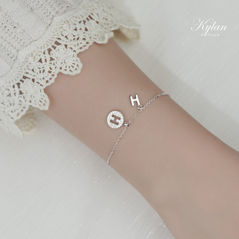 KSJ Lắc Tay Bạc Nữ Kylan Silver Letter H & Frosting Medal Bracelet Mặt ...